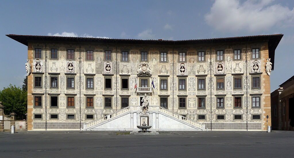 Spazieren Sie um die architektonischen Schätze von Pisa in der Toskana